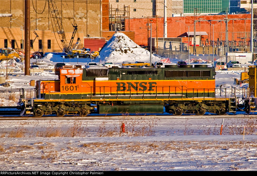 BNSF 1601 Leads M-LINLIN1-20
